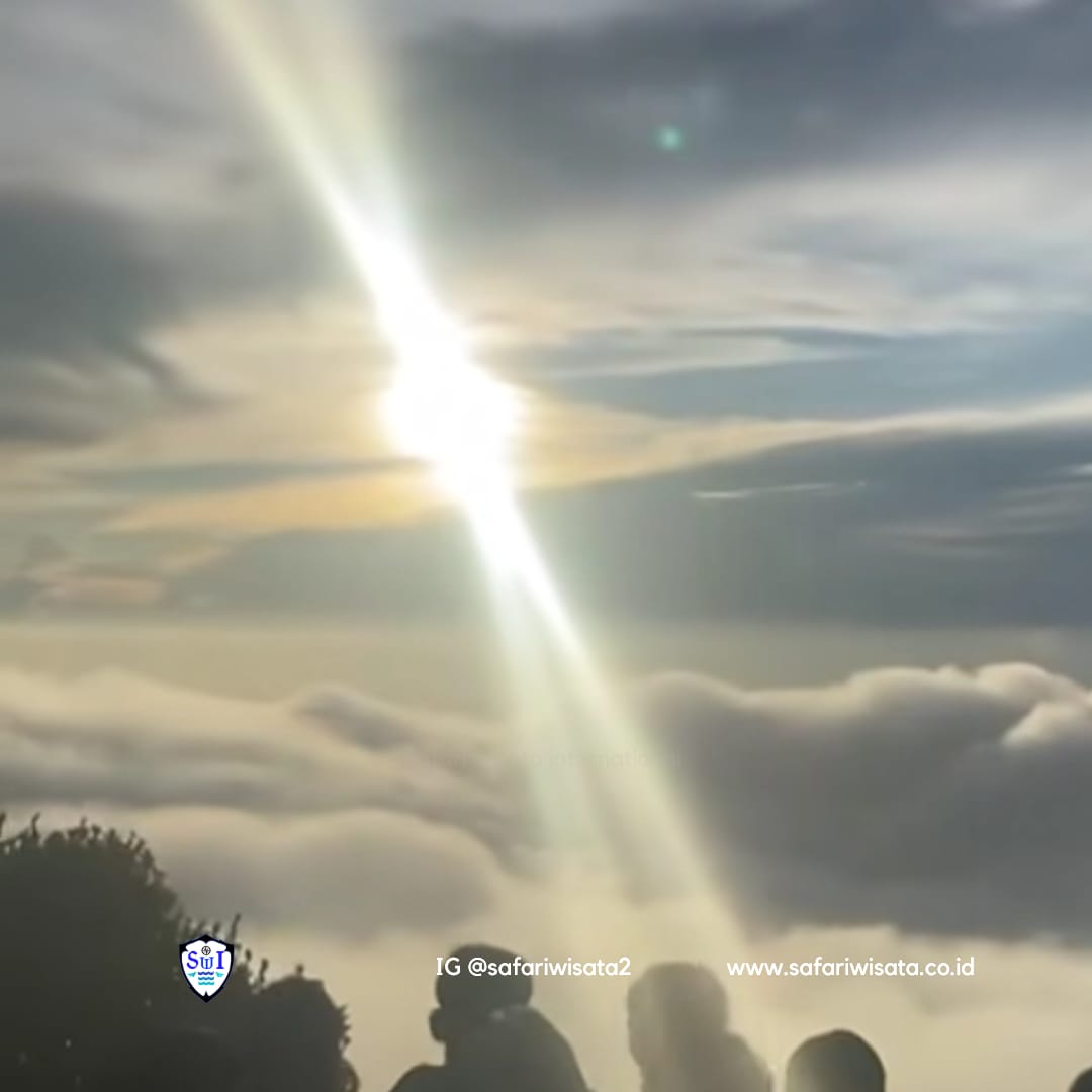 Pakej Hiking Gunung Sibayak Medan, Mendaki Gunung Sibayak Berastagi ...