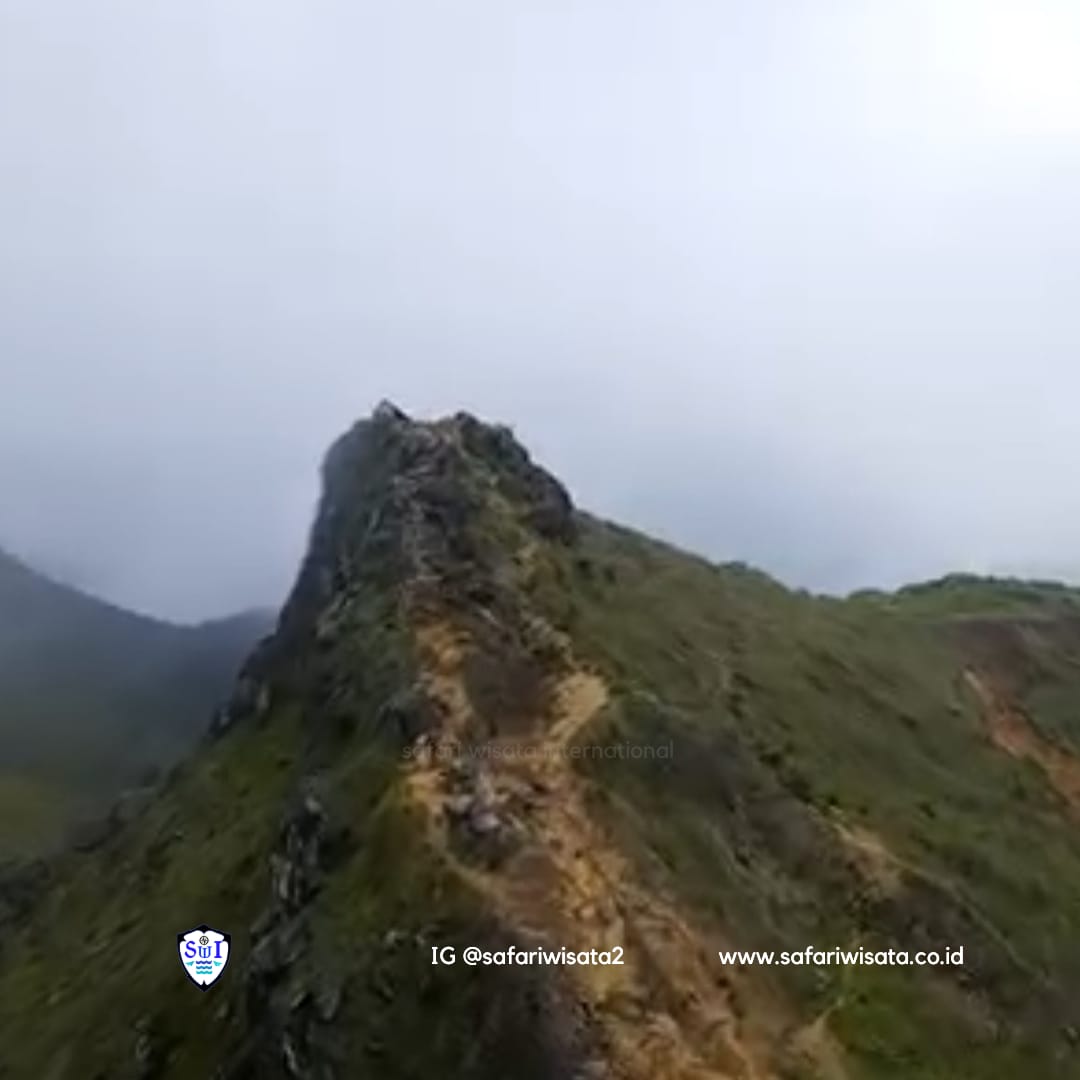 Pakej Hiking Gunung Sibayak Medan, Mendaki Gunung Sibayak Berastagi ...